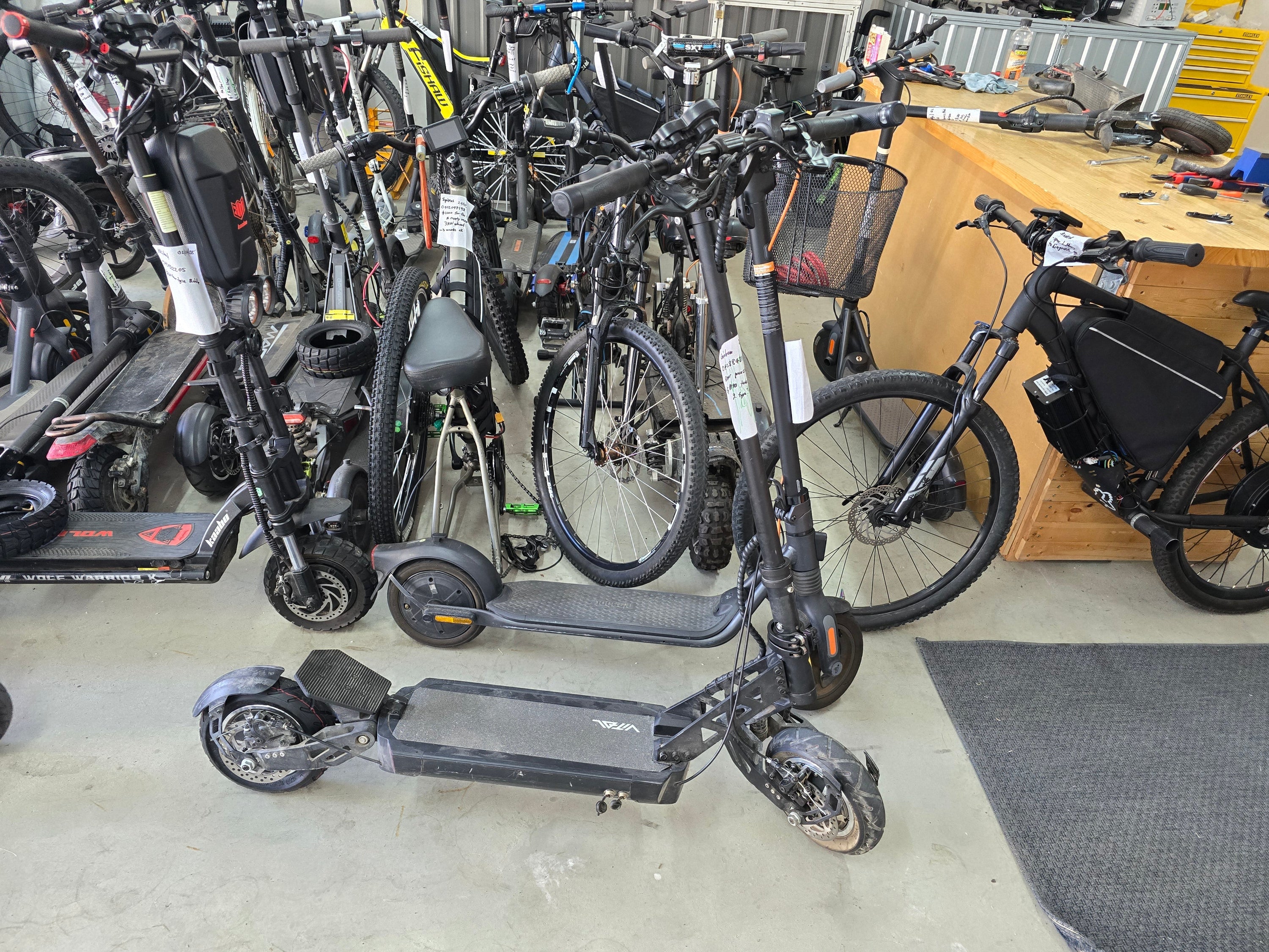 Where Is the Best Place to Get My Electric Scooter Tyre Replaced in Me ...
